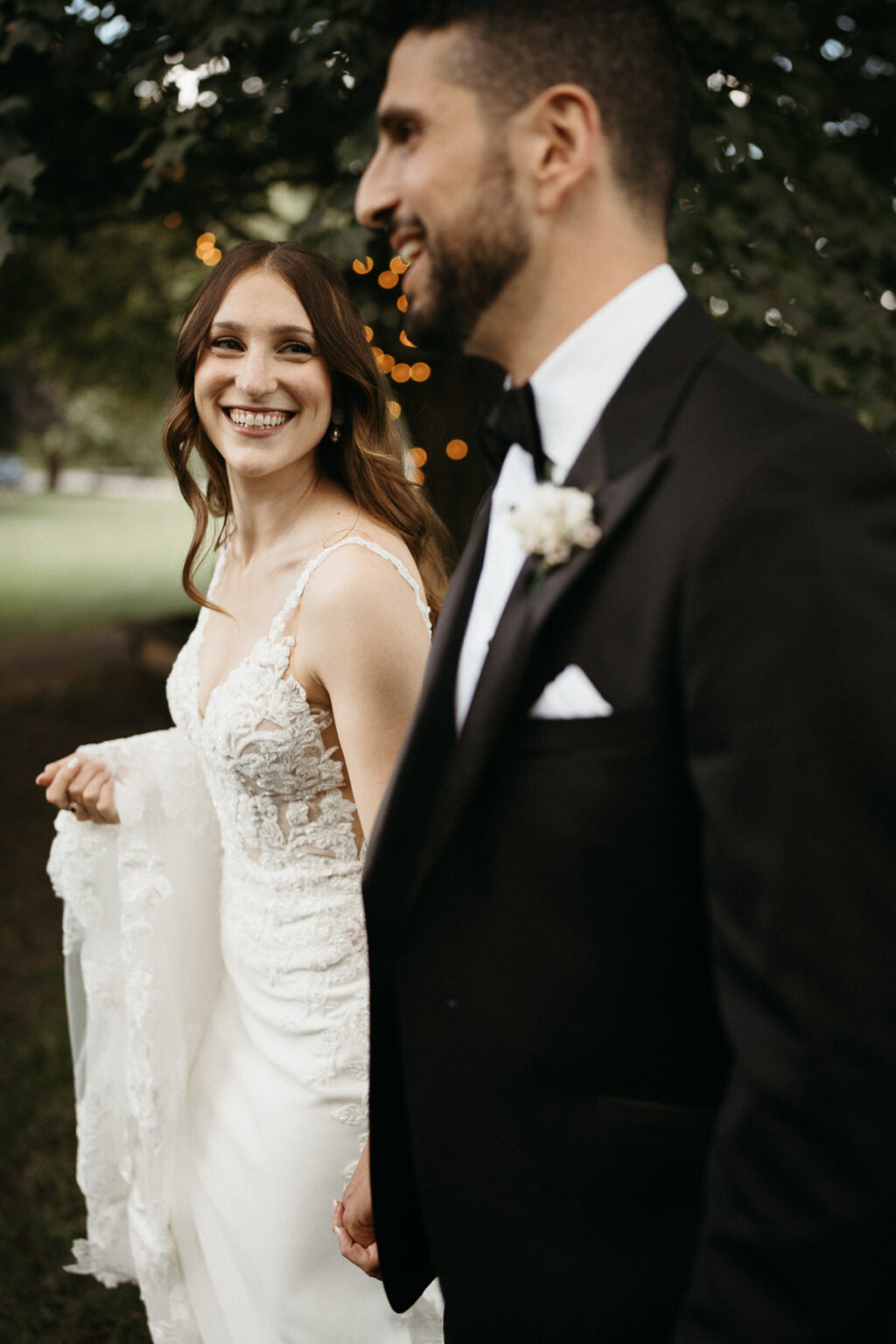 Summer Red Maple Vineyard Wedding with Sasha & Roie